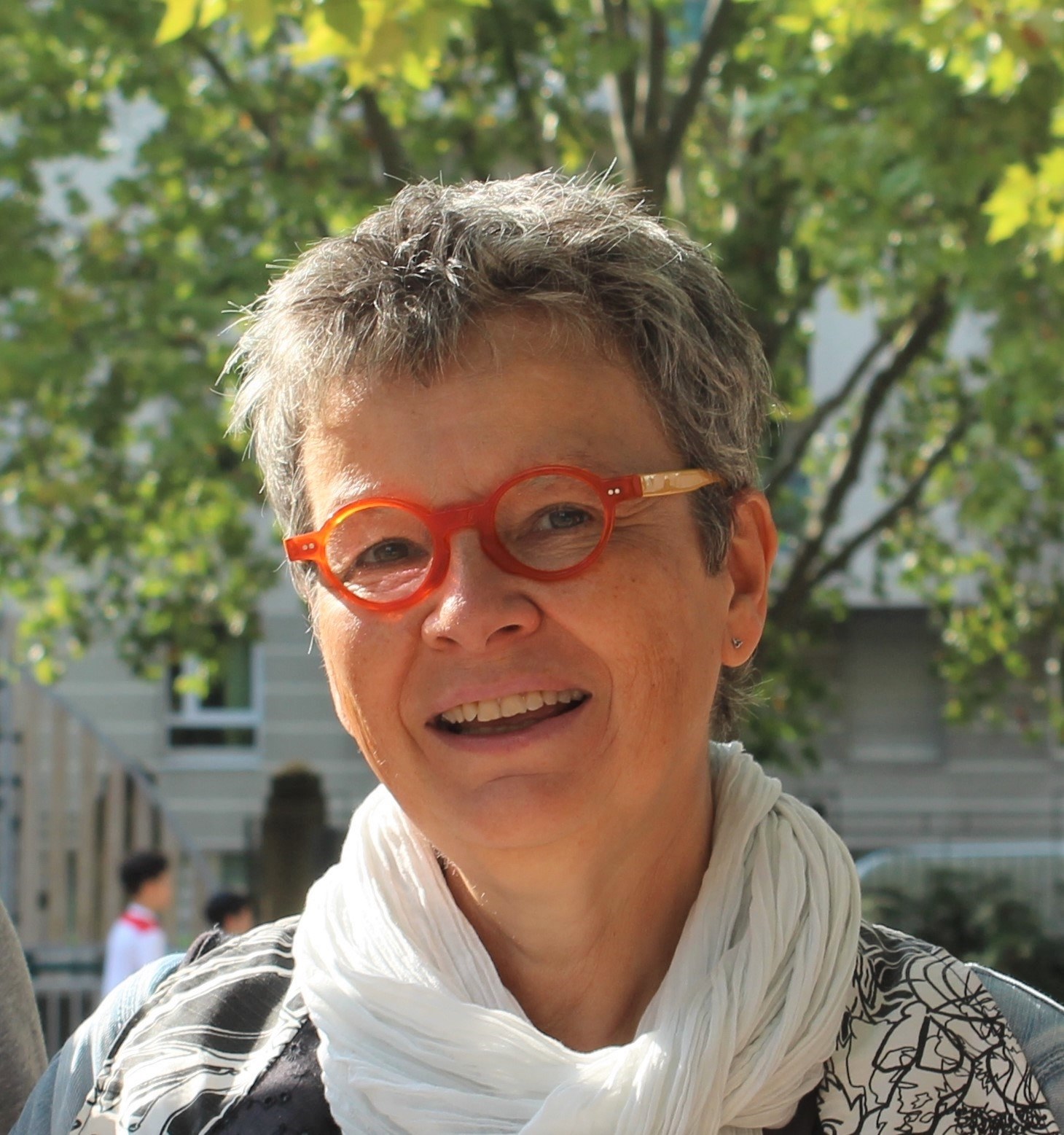 Véronique DUBOIS-BERTRAND : une nouvelle Présidente pour VIVRE AUX ...